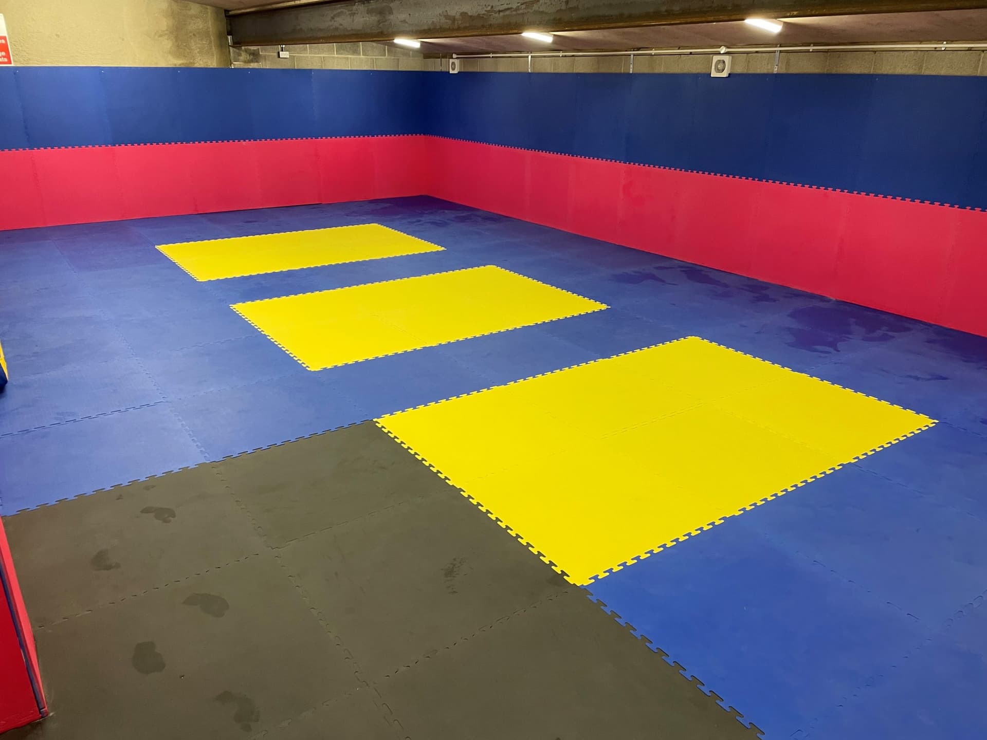 MMA Mats & Martial Arts Mats UK - BJJ Mats - MMA Matting